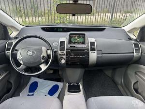 Toyota Prius 2009 in Vilnius, with an engine capacity of 1.50 L and mileage of 270 thousand km for 3950 €, photo 25 on AUTOMOTO.COM.LV