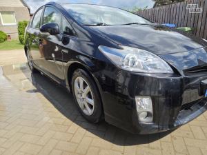 Toyota Prius 2009 Šauļi, ar dzinēja tilpumu 1.80 L un nobraukumu 246 tūkst. km par 6800 €, foto  vietnē AUTOMOTO.COM.LV