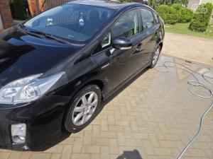 Toyota Prius 2009 in Siauliai, with an engine capacity of 1.80 L and mileage of 246 thousand km for 6800 €, photo 6 on AUTOMOTO.COM.LV