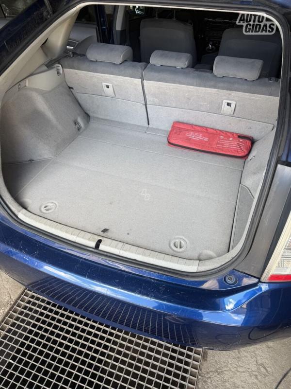 Toyota Prius 2009 in Kaunas, with an engine capacity of 1.80 L and mileage of 330 thousand km for 3850 €, photo 9 on AUTOMOTO.COM.LV