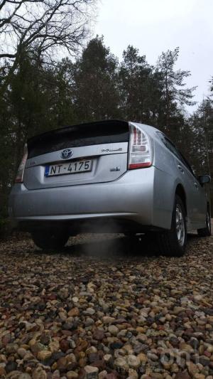 Toyota Prius 2010 Rīga, ar dzinēja tilpumu 1.80 L un nobraukumu 258 tūkst. km par 8490 €, foto 2 vietnē AUTOMOTO.COM.LV