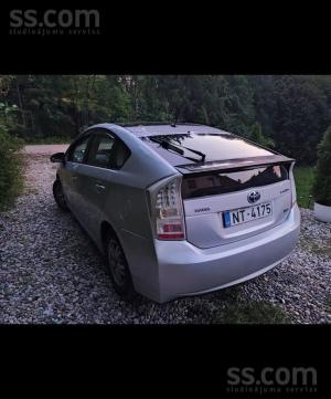 Toyota Prius 2010 Rīga, ar dzinēja tilpumu 1.80 L un nobraukumu 258 tūkst. km par 8490 €, foto 5 vietnē AUTOMOTO.COM.LV