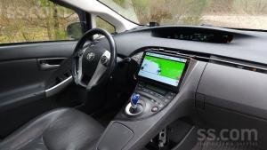 Toyota Prius 2010 Rīga, ar dzinēja tilpumu 1.80 L un nobraukumu 258 tūkst. km par 8490 €, foto 6 vietnē AUTOMOTO.COM.LV