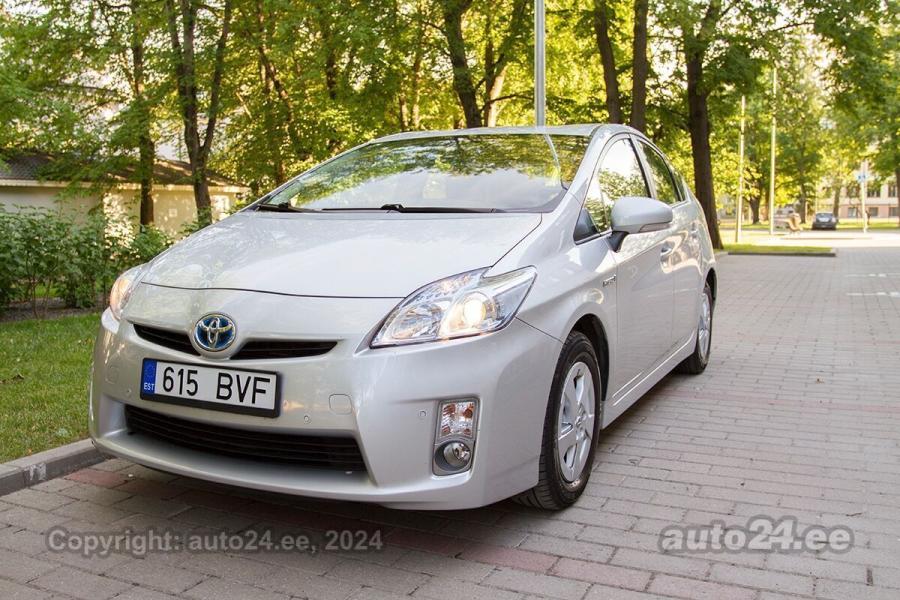 Toyota Prius 2010 Tallina, ar dzinēja tilpumu 1.80 L un nobraukumu 220 tūkst. km par 5900 €, foto 1 vietnē AUTOMOTO.COM.LV