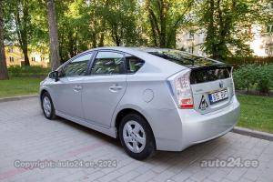 Toyota Prius 2010 Tallina, ar dzinēja tilpumu 1.80 L un nobraukumu 220 tūkst. km par 5900 €, foto 5 vietnē AUTOMOTO.COM.LV
