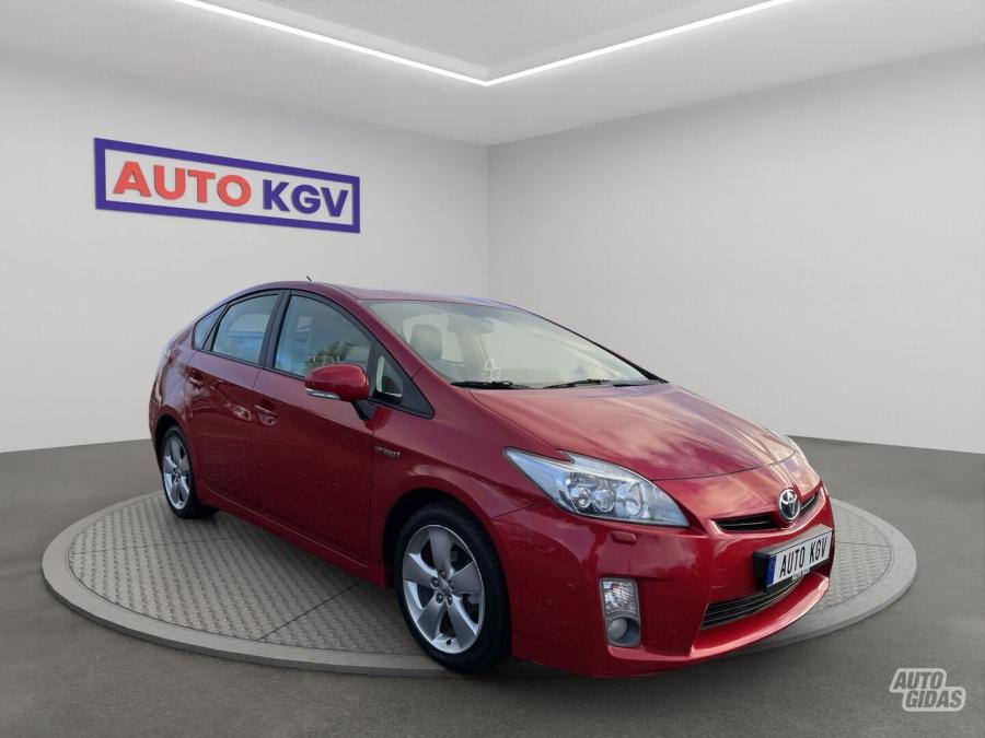 Toyota Prius 2010 in Vilnius, with an engine capacity of 1.80 L and mileage of 254 thousand km for 5999 €, photo 6 on AUTOMOTO.COM.LV