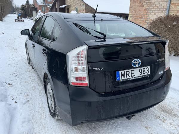 Toyota Prius 2010 Šauļi, ar dzinēja tilpumu 1.80 L un nobraukumu 111 tūkst. km par 4550 €, foto 3 vietnē AUTOMOTO.COM.LV