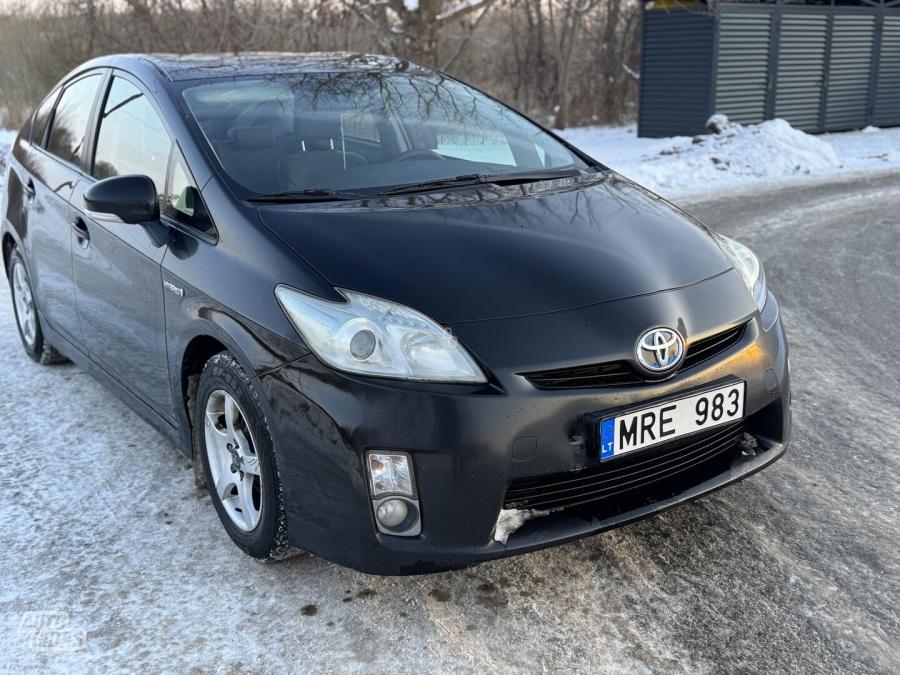 Toyota Prius 2010 in Siauliai, with an engine capacity of 1.80 L and mileage of 111 thousand km for 4550 €, photo 7 on AUTOMOTO.COM.LV