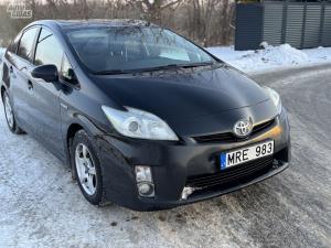 Toyota Prius 2010 in Siauliai, with an engine capacity of 1.80 L and mileage of 500 thousand km for 4550 €, photo 7 on AUTOMOTO.COM.LV