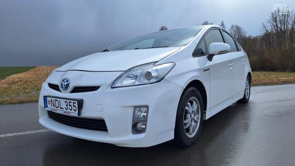 Toyota Prius 2010 Radviliškis, ar dzinēja tilpumu 1.80 L un nobraukumu 314 tūkst. km par 5400 €, foto 1 vietnē AUTOMOTO.COM.LV