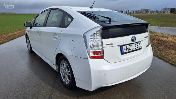 Toyota Prius 2010 Radviliškis, ar dzinēja tilpumu 1.80 L un nobraukumu 314 tūkst. km par 5400 €, foto 7 vietnē AUTOMOTO.COM.LV