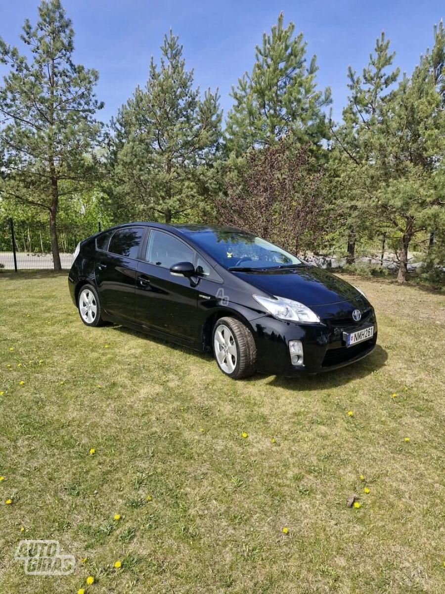 Toyota Prius 2010 Šauļi, ar dzinēja tilpumu 1.80 L un nobraukumu 246 tūkst. km par 7000 €, foto 1 vietnē AUTOMOTO.COM.LV