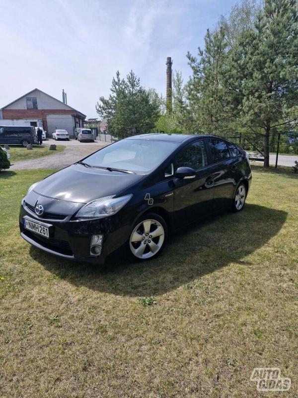 Toyota Prius 2010 Šauļi, ar dzinēja tilpumu 1.80 L un nobraukumu 246 tūkst. km par 7000 €, foto 5 vietnē AUTOMOTO.COM.LV