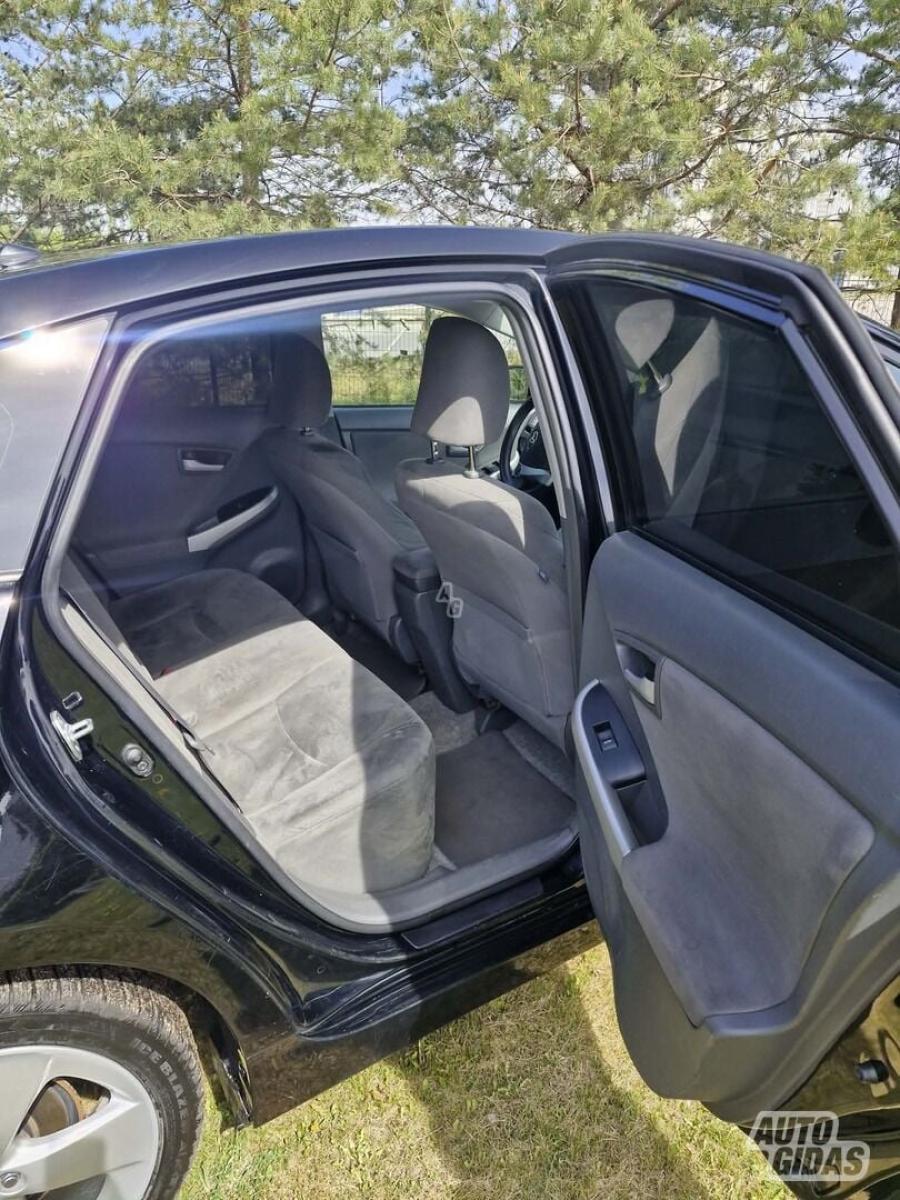 Toyota Prius 2010 Šauļi, ar dzinēja tilpumu 1.80 L un nobraukumu 246 tūkst. km par 7000 €, foto 10 vietnē AUTOMOTO.COM.LV