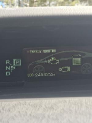 Toyota Prius 2010 Šauļi, ar dzinēja tilpumu 1.80 L un nobraukumu 246 tūkst. km par 7000 €, foto 13 vietnē AUTOMOTO.COM.LV