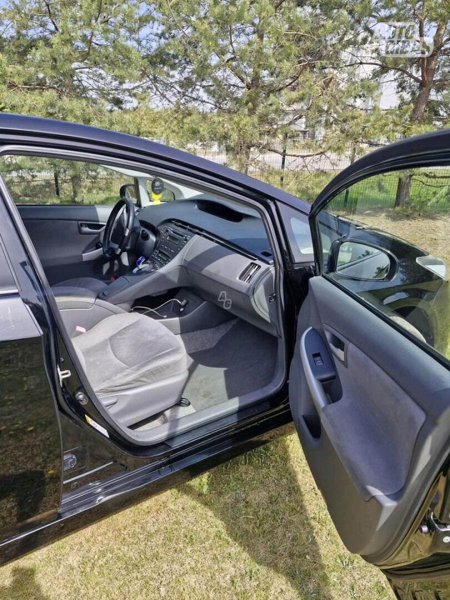 Toyota Prius 2010 Šauļi, ar dzinēja tilpumu 1.80 L un nobraukumu 246 tūkst. km par 7000 €, foto 16 vietnē AUTOMOTO.COM.LV
