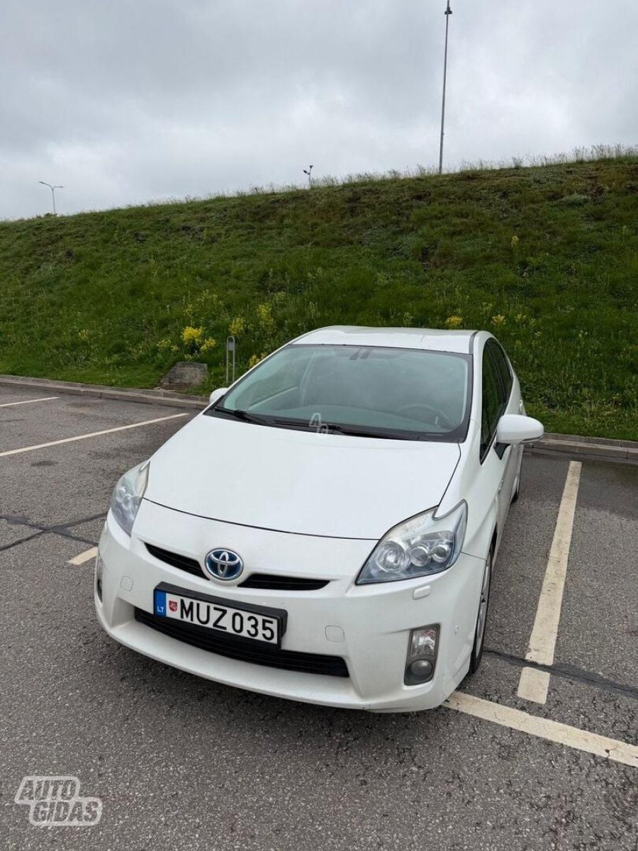 Toyota Prius 2010 Viļņa, ar dzinēja tilpumu 1.80 L un nobraukumu 507 tūkst. km par 6000 €, foto 1 vietnē AUTOMOTO.COM.LV