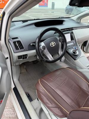 Toyota Prius 2010 Viļņa, ar dzinēja tilpumu 1.80 L un nobraukumu 507 tūkst. km par 6000 €, foto 5 vietnē AUTOMOTO.COM.LV