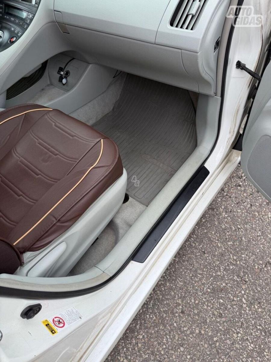 Toyota Prius 2010 Viļņa, ar dzinēja tilpumu 1.80 L un nobraukumu 507 tūkst. km par 6000 €, foto 7 vietnē AUTOMOTO.COM.LV