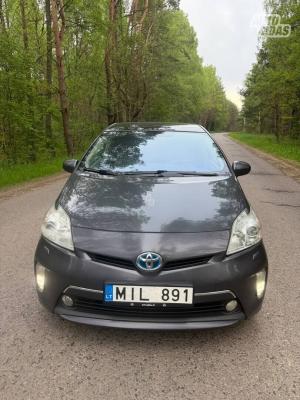 Toyota Prius 2010 Viļņa, ar dzinēja tilpumu 1.80 L un nobraukumu 500 tūkst. km par 5500 €, foto 3 vietnē AUTOMOTO.COM.LV
