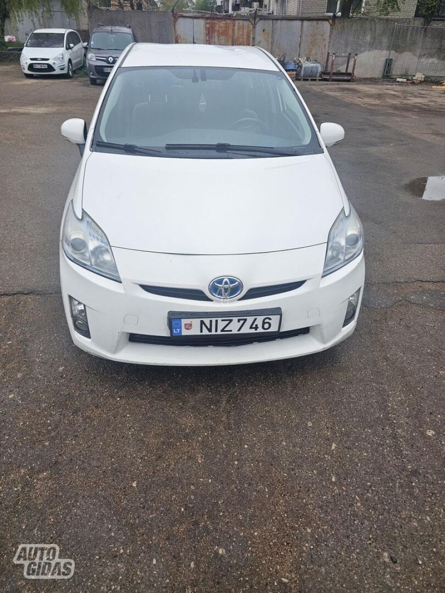 Toyota Prius 2010 Šauļi, ar dzinēja tilpumu 1.80 L un nobraukumu 521 tūkst. km par 4600 €, foto 4 vietnē AUTOMOTO.COM.LV