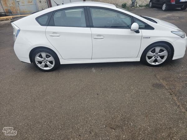 Toyota Prius 2010 in Siauliai, with an engine capacity of 1.80 L and mileage of 521 thousand km for 4600 €, photo 4 on AUTOMOTO.COM.LV