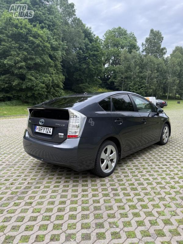 Toyota Prius 2010 Viļņa, ar dzinēja tilpumu 1.80 L un nobraukumu 418 tūkst. km par 5350 €, foto 5 vietnē AUTOMOTO.COM.LV