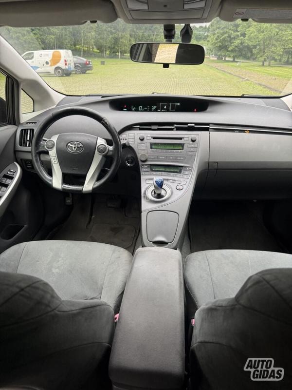 Toyota Prius 2010 Viļņa, ar dzinēja tilpumu 1.80 L un nobraukumu 418 tūkst. km par 5350 €, foto 10 vietnē AUTOMOTO.COM.LV