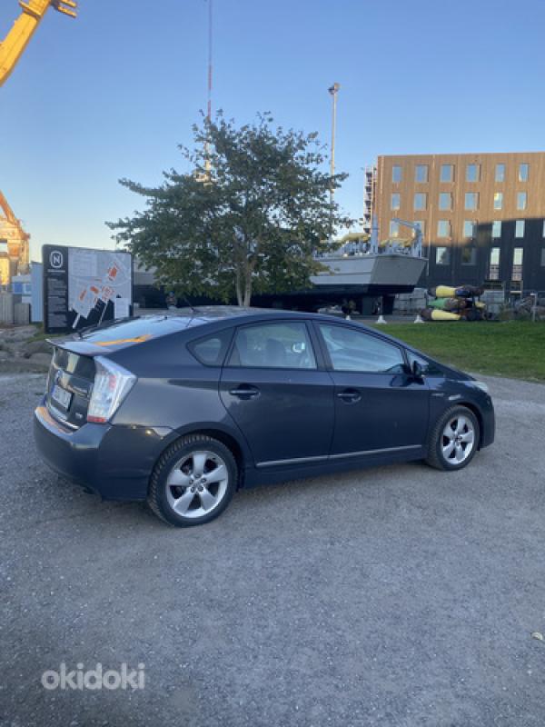 Toyota Prius 2010 Tallina, ar dzinēja tilpumu 0.00 L un nobraukumu 300 tūkst. km par 3750 €, foto 5 vietnē AUTOMOTO.COM.LV