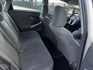 Toyota Prius 2010 in Vilnius, with an engine capacity of 1.80 L and mileage of 300 thousand km for 3200 €, photo 18 on AUTOMOTO.COM.LV