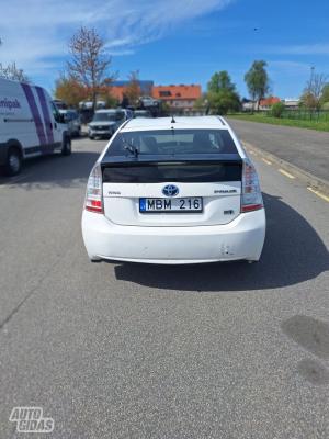 Toyota Prius 2011 in Klaipeda, with an engine capacity of 1.80 L and mileage of 300 thousand km for 2100 €, photo 9 on AUTOMOTO.COM.LV