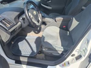 Toyota Prius 2011 in Klaipeda, with an engine capacity of 1.80 L and mileage of 300 thousand km for 2100 €, photo 13 on AUTOMOTO.COM.LV