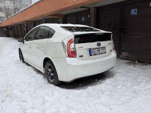 Toyota Prius 2012 in Kaunas, with an engine capacity of 1.80 L and mileage of 287 thousand km for 6200 €, photo 3 on AUTOMOTO.COM.LV