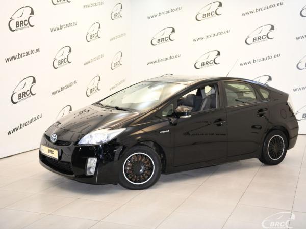 Toyota Prius 2012 Viļņa, ar dzinēja tilpumu 1.80 L un nobraukumu 363 tūkst. km par 5900 €, foto 1 vietnē AUTOMOTO.COM.LV
