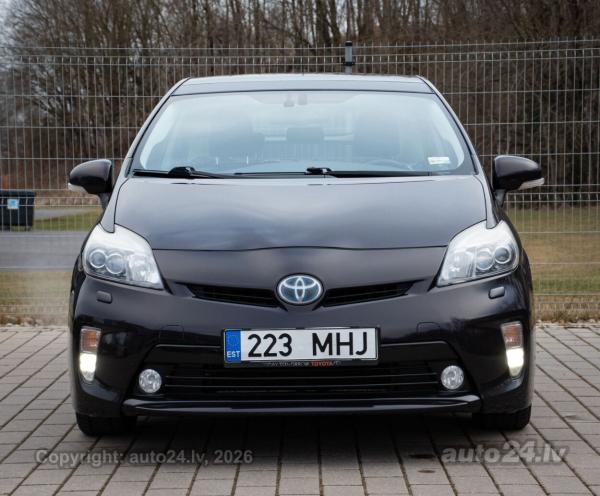 Toyota Prius 2012 Viljandi, ar dzinēja tilpumu 1.80 L un nobraukumu 181 tūkst. km par 5900 €, foto 2 vietnē AUTOMOTO.COM.LV