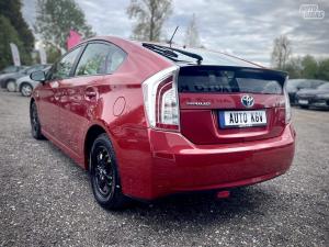 Toyota Prius 2012 Viļņa, ar dzinēja tilpumu 1.80 L un nobraukumu 297 tūkst. km par 7999 €, foto 5 vietnē AUTOMOTO.COM.LV