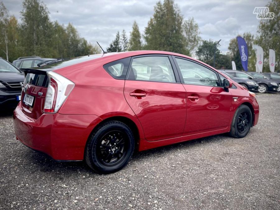 Toyota Prius 2012 Viļņa, ar dzinēja tilpumu 1.80 L un nobraukumu 297 tūkst. km par 7999 €, foto 7 vietnē AUTOMOTO.COM.LV