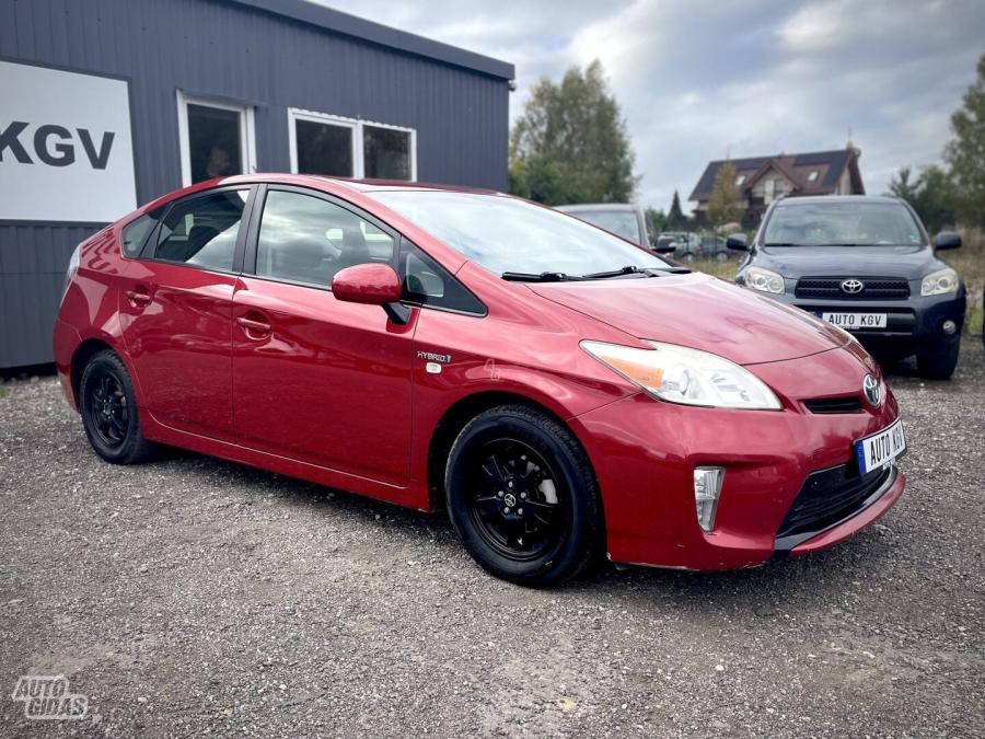 Toyota Prius 2012 Viļņa, ar dzinēja tilpumu 1.80 L un nobraukumu 297 tūkst. km par 7999 €, foto 8 vietnē AUTOMOTO.COM.LV