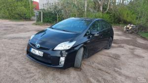 Toyota Prius 2012 in Zarasai, with an engine capacity of 1.80 L and mileage of 3825 thousand km for 3499 €, photo 7 on AUTOMOTO.COM.LV