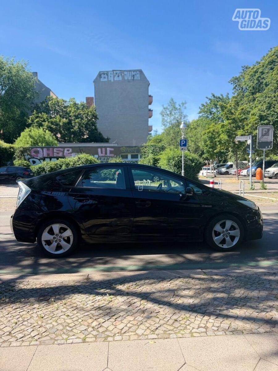 Toyota Prius 2012 in Kaunas, with an engine capacity of 1.80 L and mileage of 285 thousand km for 4950 €, photo 10 on AUTOMOTO.COM.LV