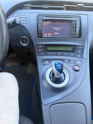 Toyota Prius 2012 in Kaunas, with an engine capacity of 1.80 L and mileage of 285 thousand km for 4950 €, photo 14 on AUTOMOTO.COM.LV