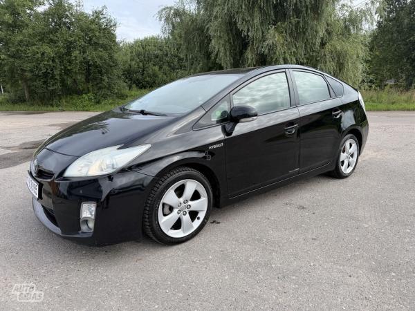 Toyota Prius 2012 Kauņa, ar dzinēja tilpumu 1.80 L un nobraukumu 285 tūkst. km par 4950 €, foto 1 vietnē AUTOMOTO.COM.LV