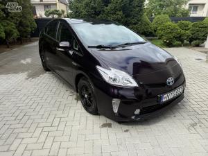 Toyota Prius 2012 Viļņa, ar dzinēja tilpumu 1.80 L un nobraukumu 215 tūkst. km par 7600 €, foto 4 vietnē AUTOMOTO.COM.LV