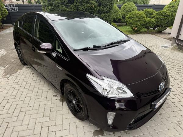 Toyota Prius 2012 Viļņa, ar dzinēja tilpumu 1.80 L un nobraukumu 215 tūkst. km par 7600 €, foto 10 vietnē AUTOMOTO.COM.LV