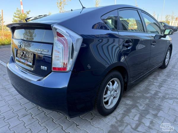 Toyota Prius 2012 Viļņa vietnē Toyota Prius 2012 Viļņa, ar dzinēja tilpumu 1.80 L un nobraukumu 189 tūkst. km par 8950 €, foto 1 vietnē AUTOMOTO.COM.LV