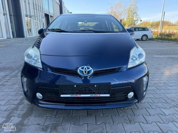Toyota Prius 2012 Viļņa vietnē Toyota Prius 2012 Viļņa, ar dzinēja tilpumu 1.80 L un nobraukumu 189 tūkst. km par 8950 €, foto 3 vietnē AUTOMOTO.COM.LV