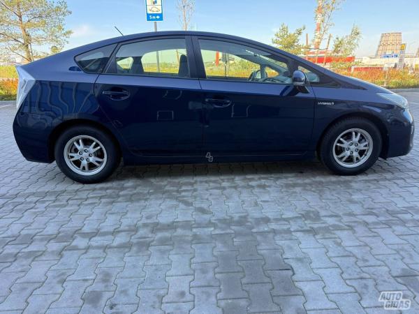 Toyota Prius 2012 Viļņa vietnē Toyota Prius 2012 Viļņa, ar dzinēja tilpumu 1.80 L un nobraukumu 189 tūkst. km par 8950 €, foto 5 vietnē AUTOMOTO.COM.LV