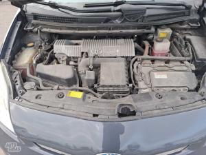 Toyota Prius 2013 in Vilnius, with an engine capacity of 1.80 L and mileage of 145 thousand km for 6950 €, photo 13 on AUTOMOTO.COM.LV