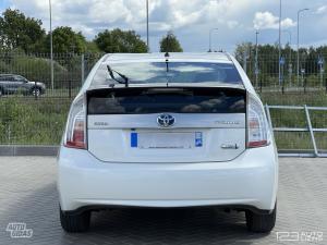 Toyota Prius 2013 in Taurage, with an engine capacity of 1.80 L and mileage of 273 thousand km for 7600 €, photo 10 on AUTOMOTO.COM.LV