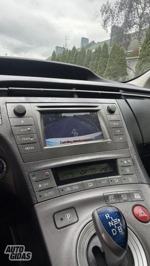 Toyota Prius 2013 Viļņa, ar dzinēja tilpumu 1.80 L un nobraukumu 305 tūkst. km par 4950 €, foto 9 vietnē AUTOMOTO.COM.LV
